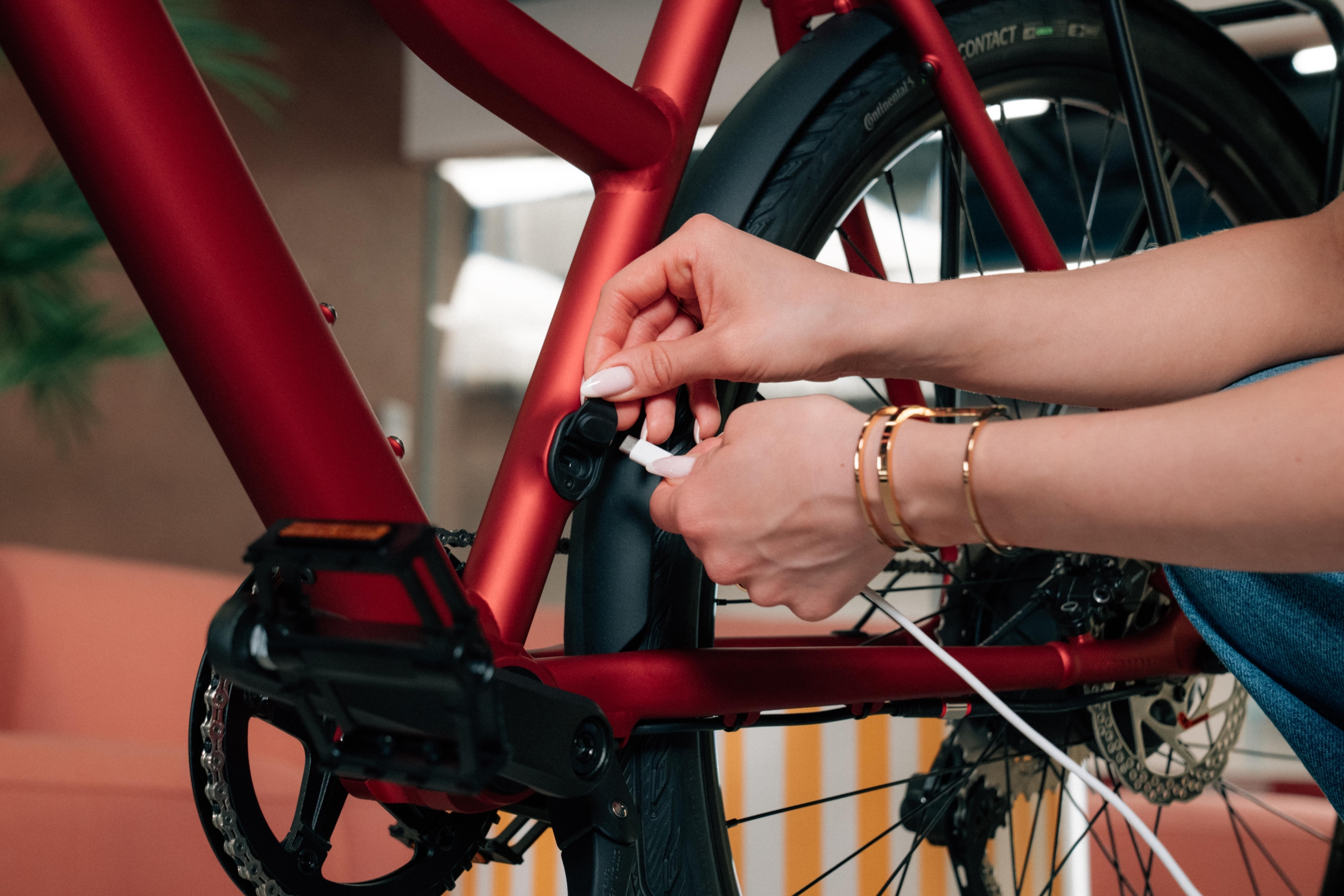 Why We Built the World's First USB-C chargable e-bike I Ampler Bikes